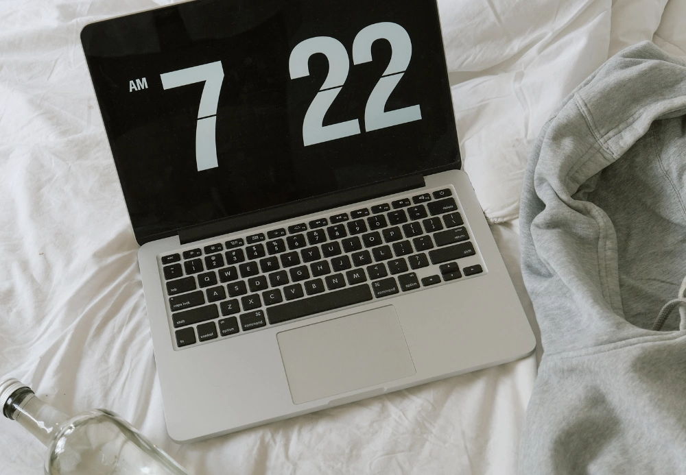 Build a Morning & Evening Routine That Works For You